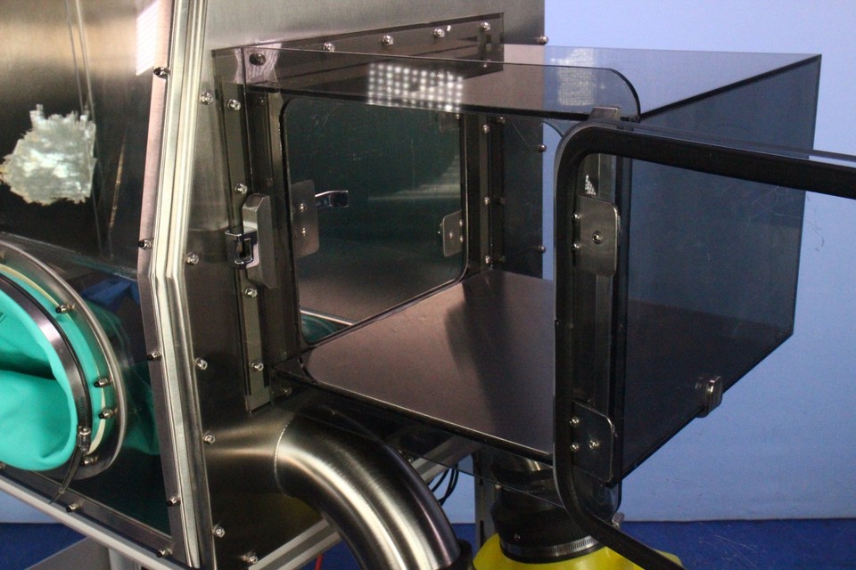 Containment Technologies Mic Single Isolator Glovebox Glove Box ...