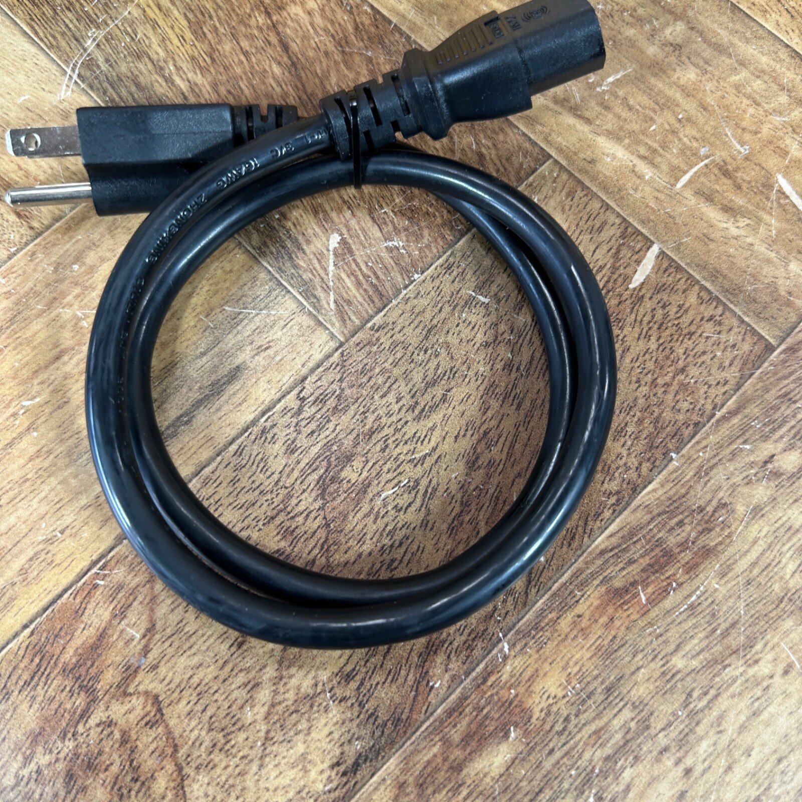 Fieldpiece VP87 - Dual Stage, 8 CFM Vacuum Pump with Power Cord ...