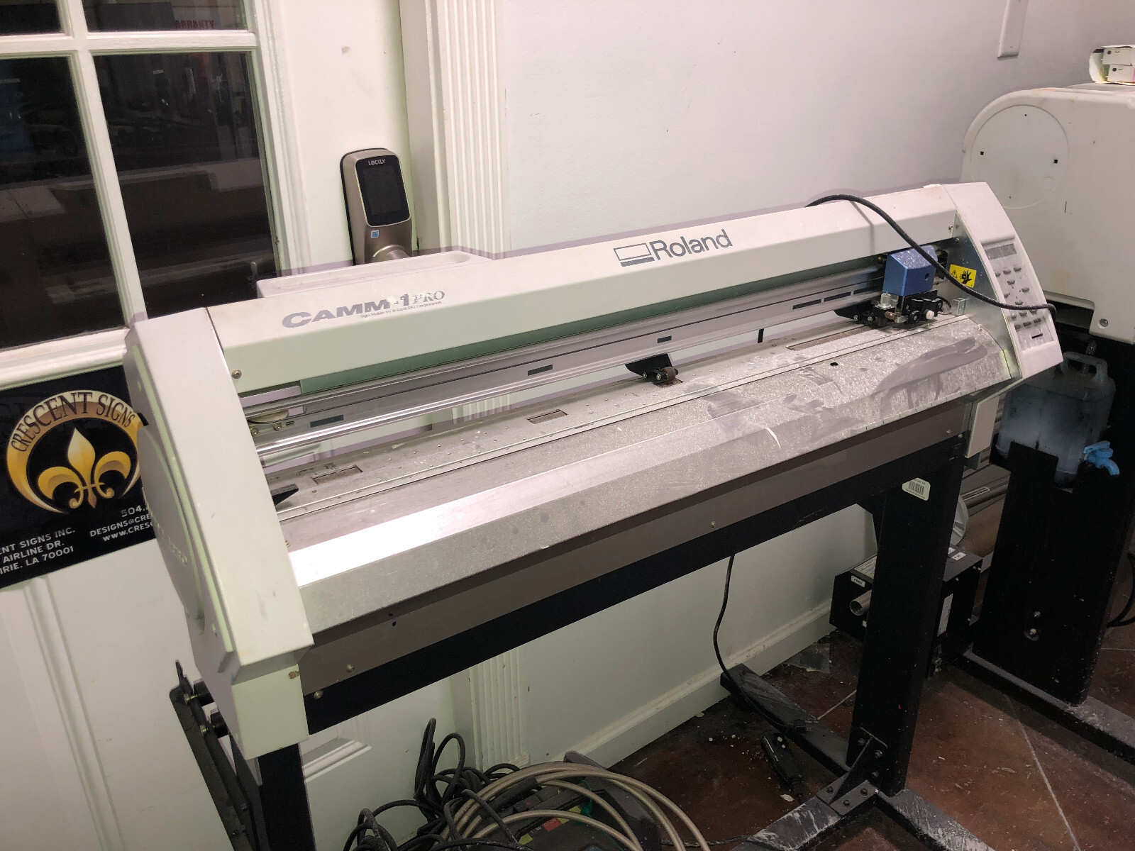 Roland CAMM-1 PNC-1100 24" Vinyl Cutter Desktop Sign Maker | eBay