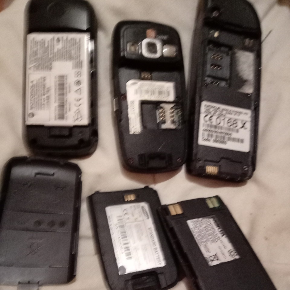 Old Mobile Phones Nokia 5110 Samsung D600 Motorola C118 | eBay UK
