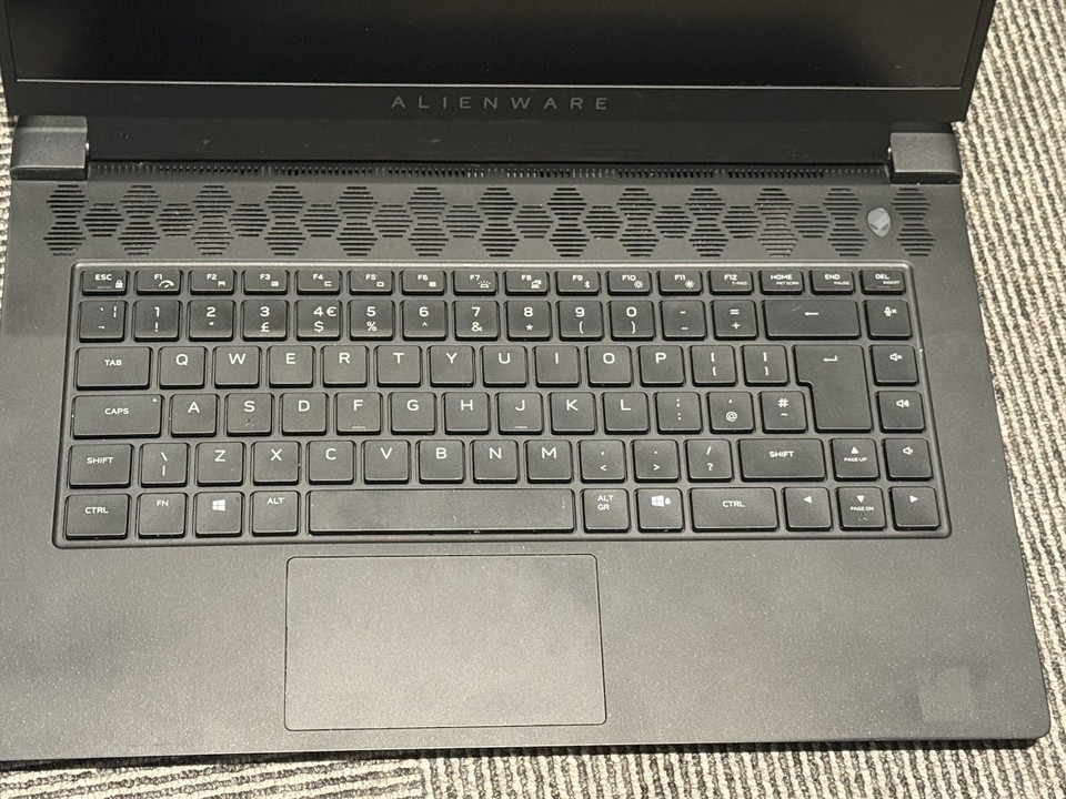 Alienware Laptop M15 R6 - intel core i7 11800H, 16Gb ram, RTX 3060 ...