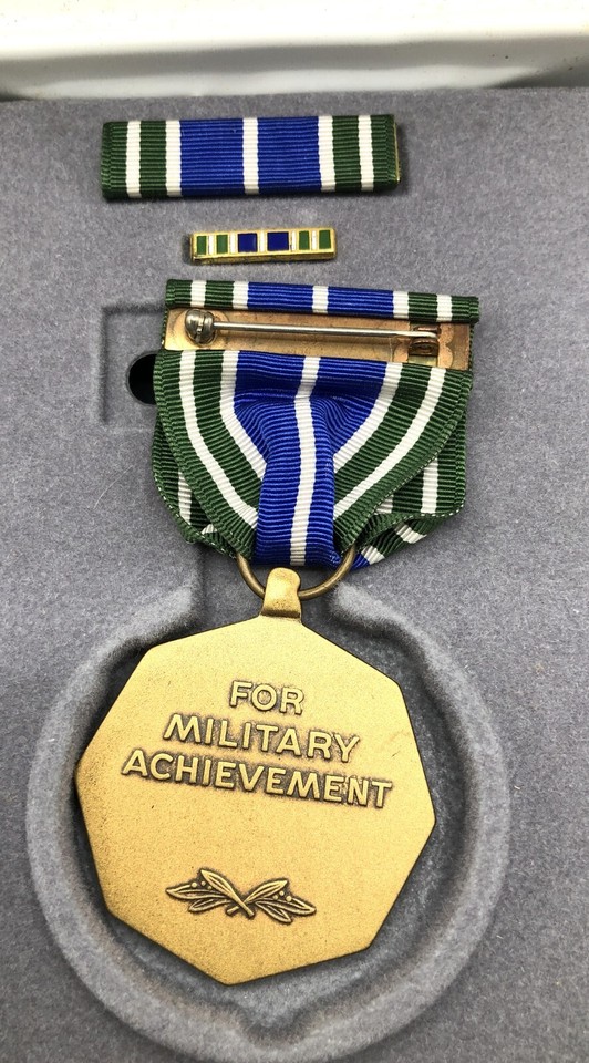 US Military Achievement Award Medal & Ribbon in Presentation Box # 3 | eBay