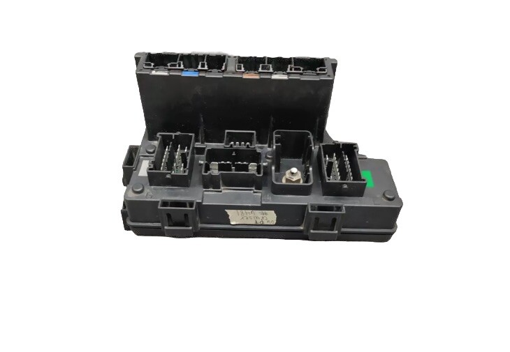 2006-2010 Chrysler PT Cruiser Fuse Box Body Control Module TIPM ...