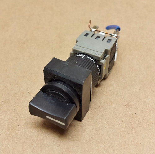 AH165 P3 Fuji Electric Selector Switch with Contact Block #6479 | eBay