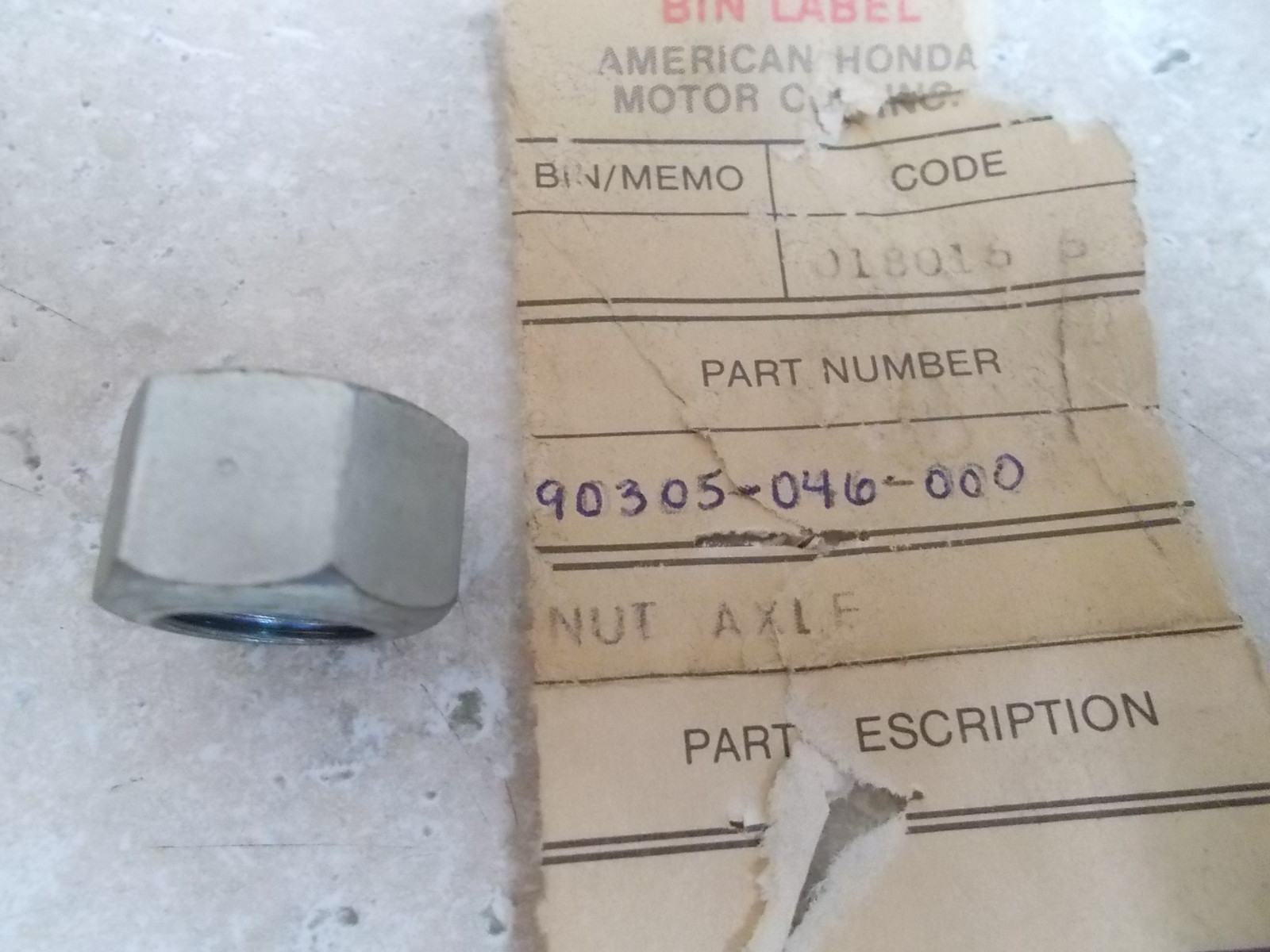 NOS OEM Honda Axle Nut 1965-1971 C70 CL90 CT90 S90 90305-046-000 | eBay