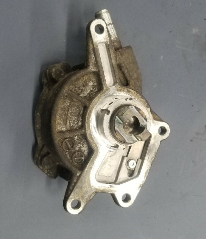 2010 - 2018 Mercedes-Benz Sprinter 3.0 M642 Diesel Vacuum Pump ...