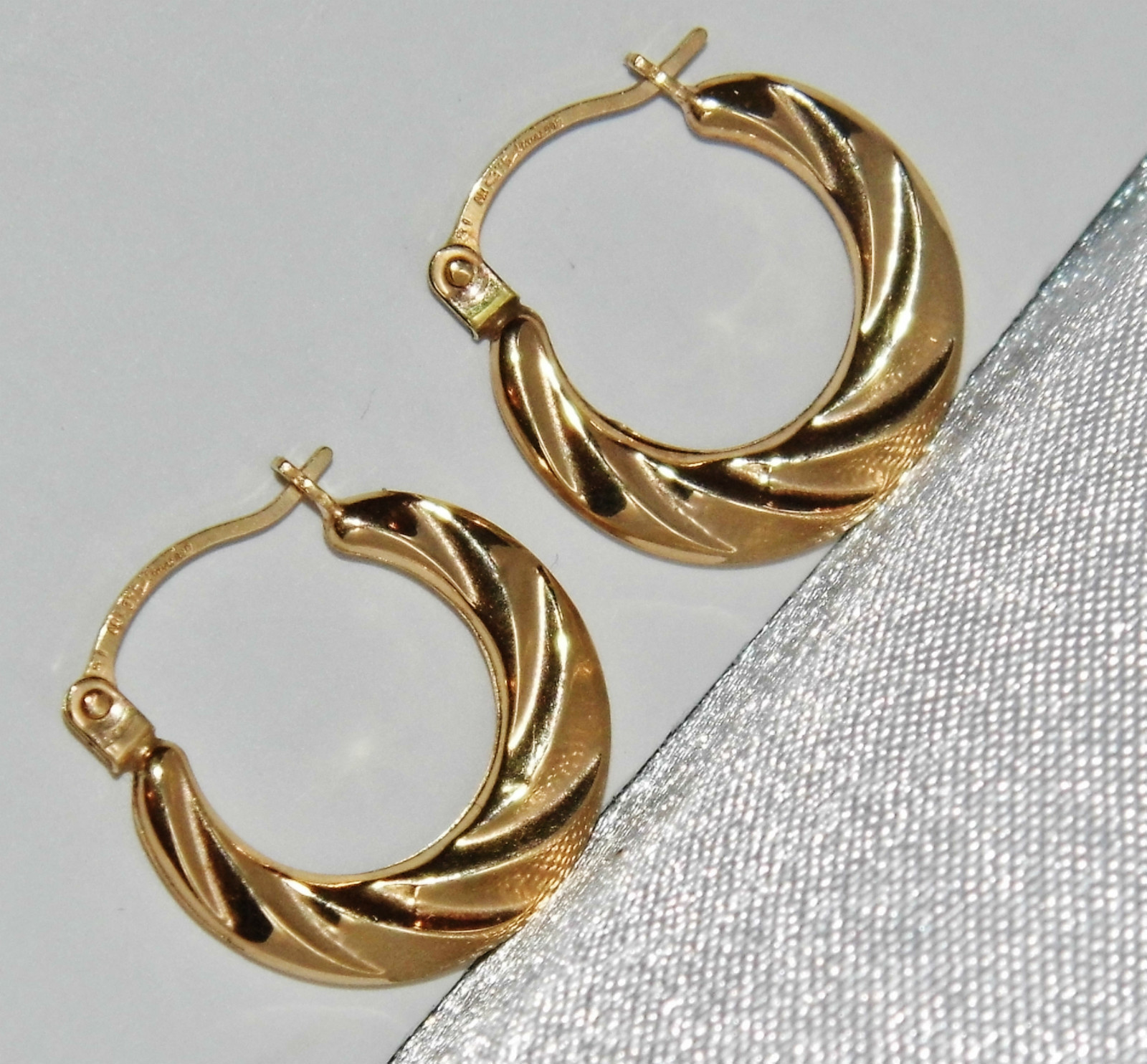 9CT YELLOW GOLD SWIRL FANCY CREOLE HOOP EARRINGS | eBay UK