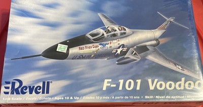 Revell F-101 Voodoo Twin Engine Fighter 1:48 Scale Model Kit 85-5853 ...