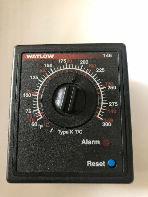 Watlow Temperature Controller Model # 146E-1626-1000 120 VAC Type K T/C ...