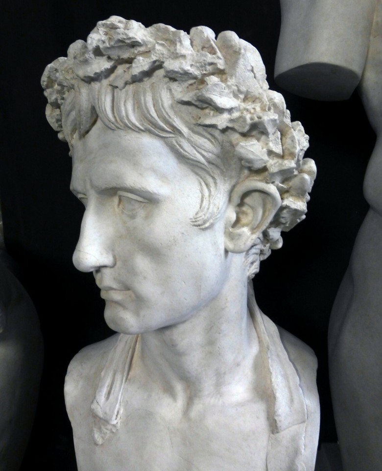 Octavian Augustus Roman Emperor Sculpture bust Museum Copy Replica ...