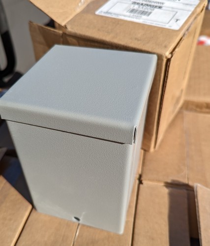 Hubbell Wiegmann RSC040604WW Enclosure Junction Pull Up Box 142P, New ...