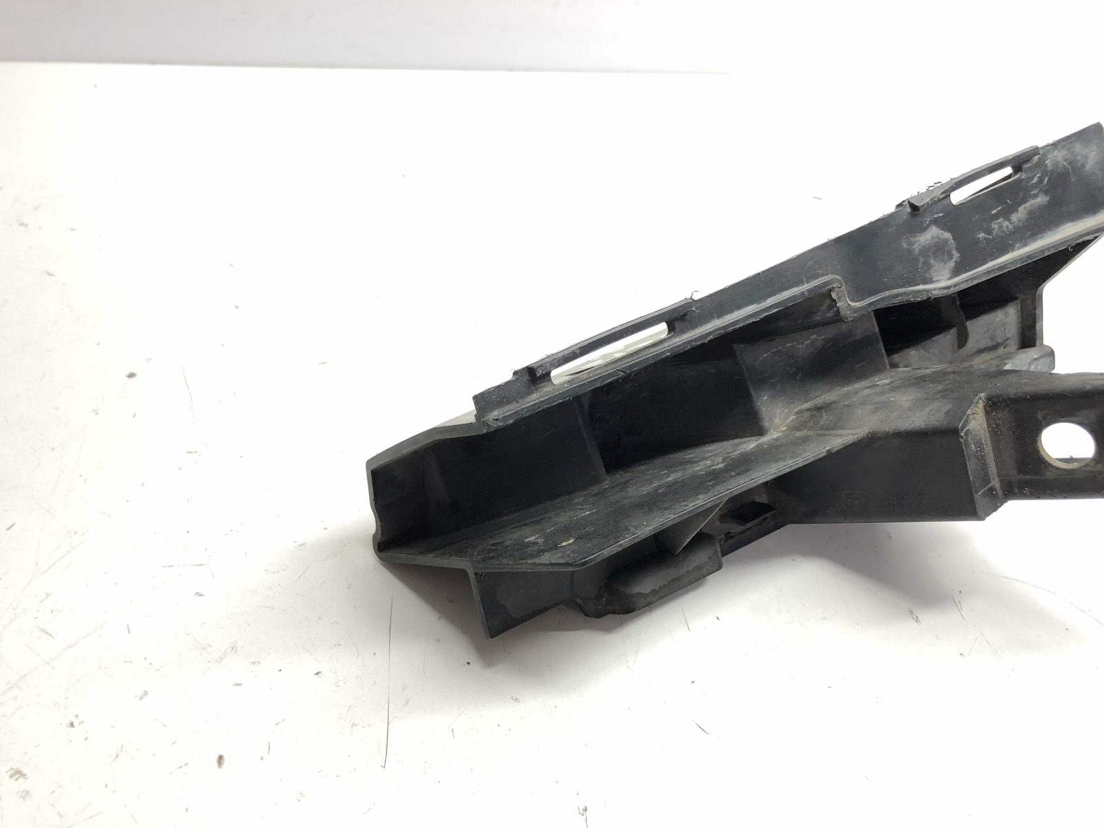 Mercedes-Benz+E+W212+Front+Bumper+Left+Side+Mounting+Bracket ...