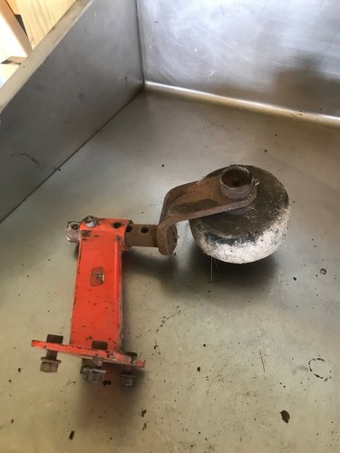 Kubota G1800 G1900 G2000 Rc54 54in Mower Rear Left Deck Wheel Mount ...