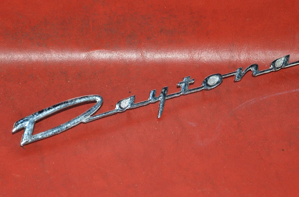 Studebaker Lark Logo