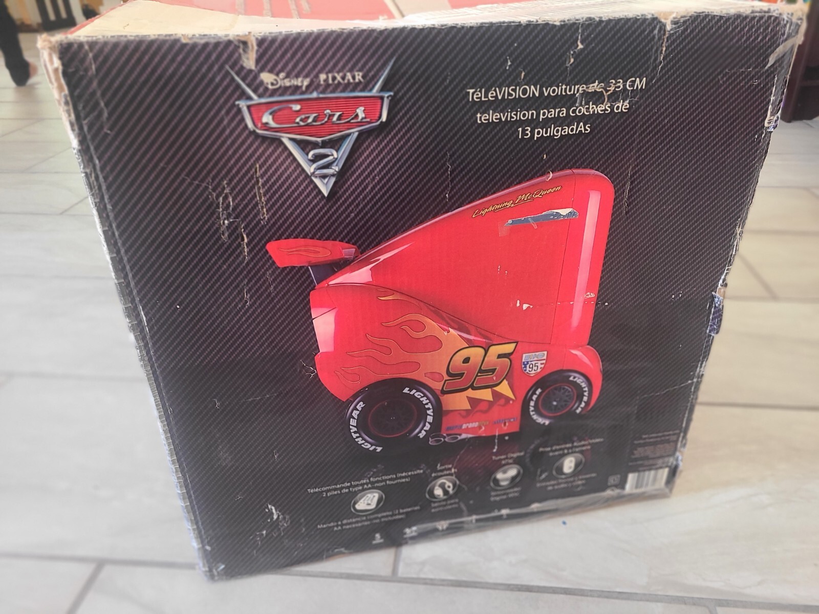 Disney Pixar Cars Lightning Mcqueen 13" CRT TV DVD Combo Television for ...