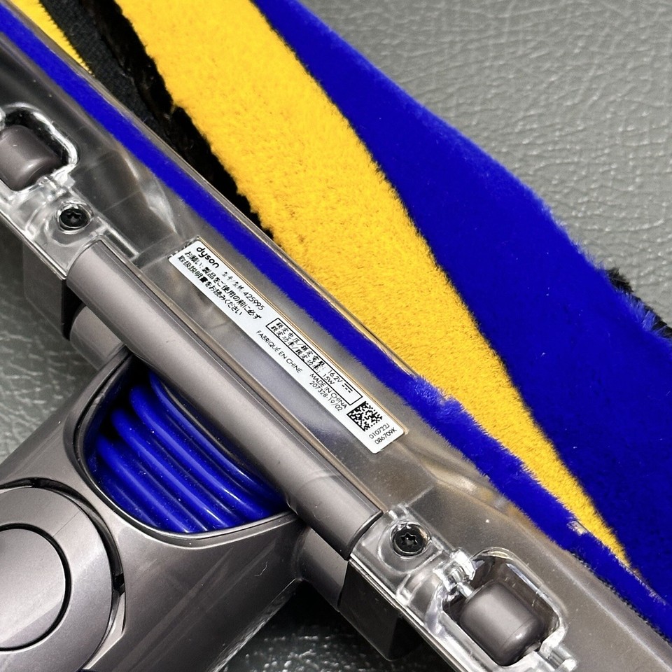 GENUINE DYSON FLUFFY OPTIC CARBON FIBRE NEW GEN LASER HEAD V7 V8 V10 ...