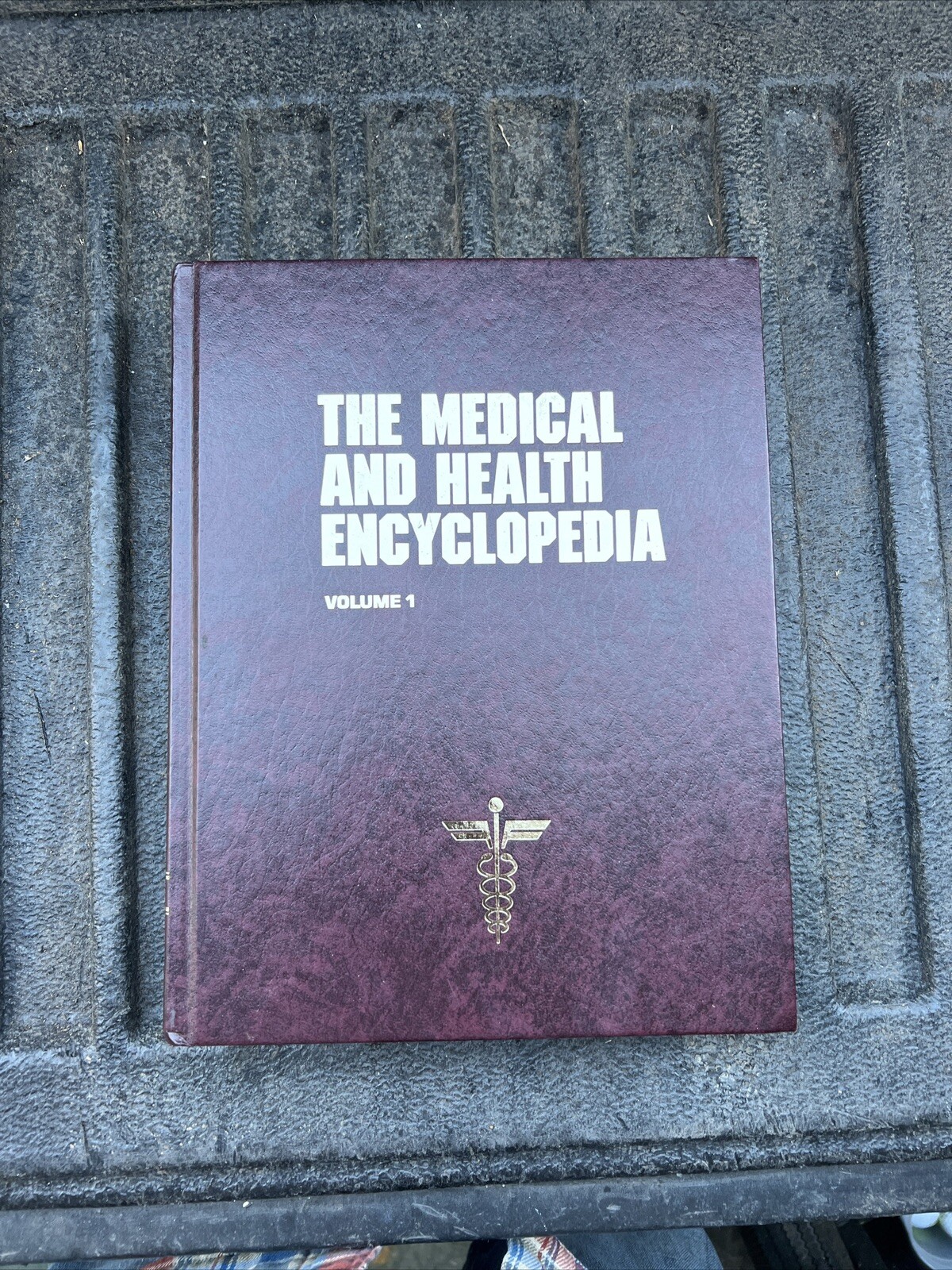 Southwestern The Medical And Health Encyclopedia 1993 Volume 1 | eBay
