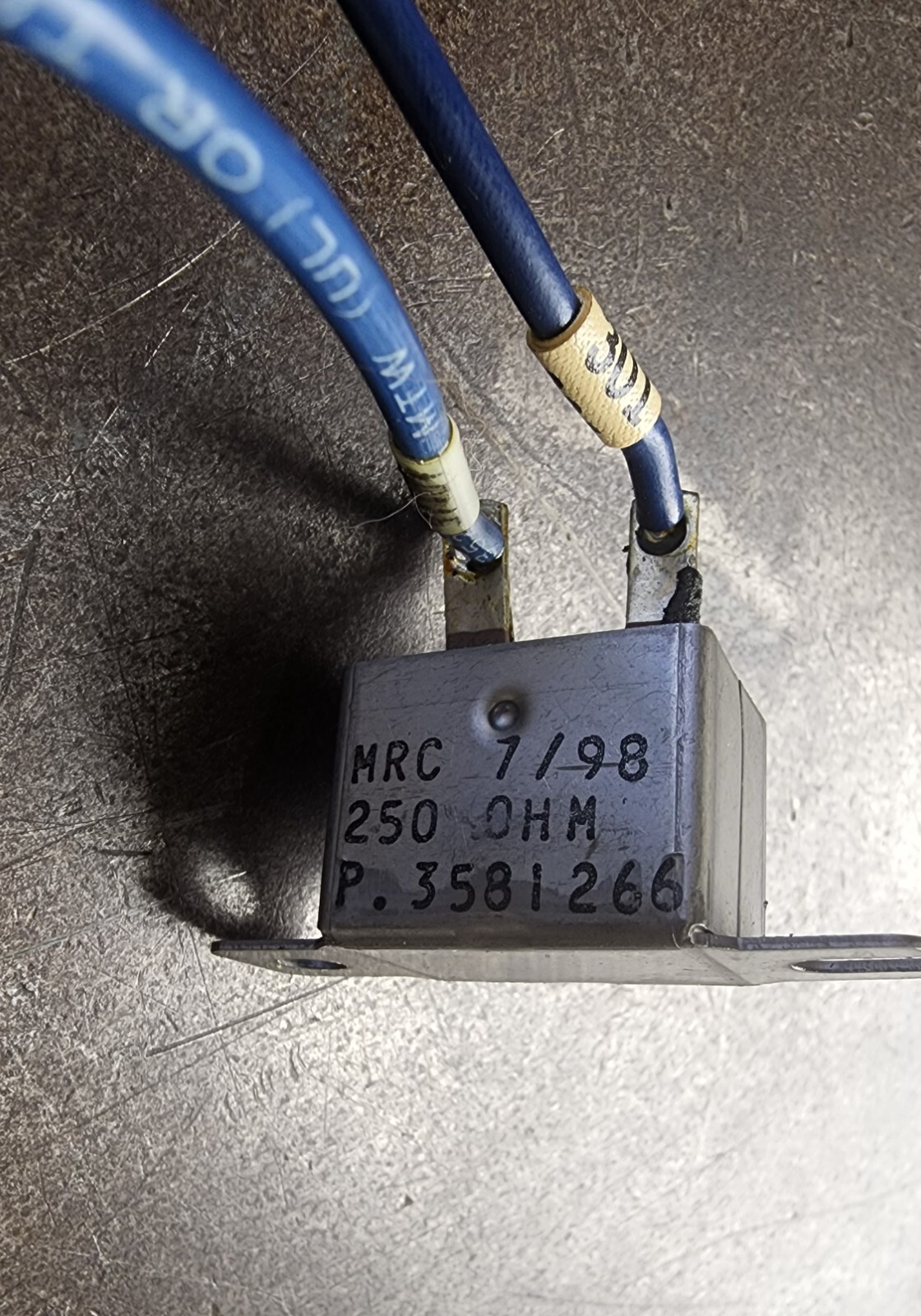 MRC P. 3581266 *Set of 2 Resistors* | eBay