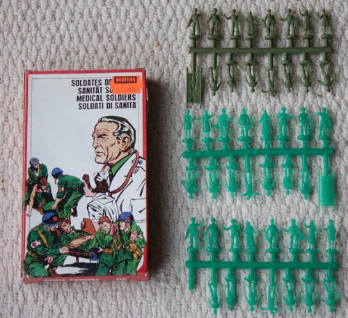 Atlantic Toy Soldiers Boxed scale ho 1/72 112 soldates medics | eBay UK