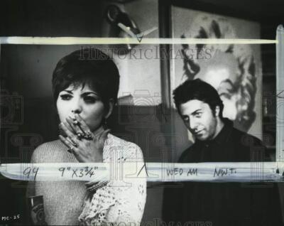 1975 Press Photo Actress Brenda Vaccaro And Dustin Hoffman In Midnight