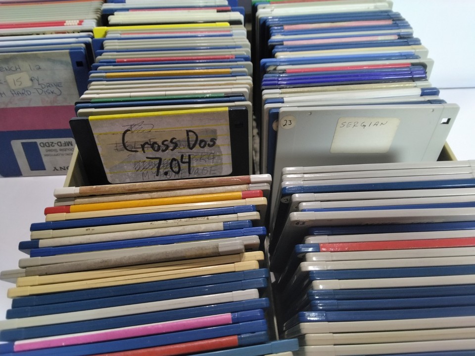 *Clearance* Lot of ~163 3.5 Floppy Disks Commodore Amiga 500 600 1200 ...