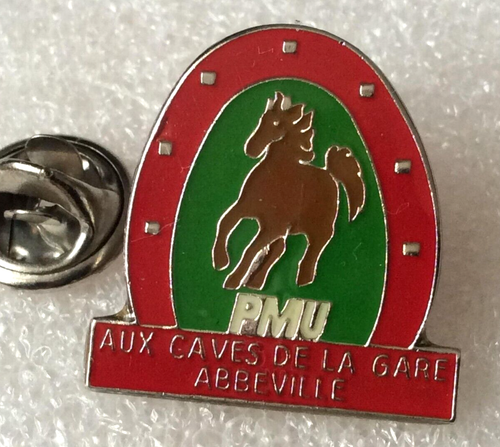 pin's Lapel pins vintage cheval horse (+ à venir ) fer à cheval PMU ...