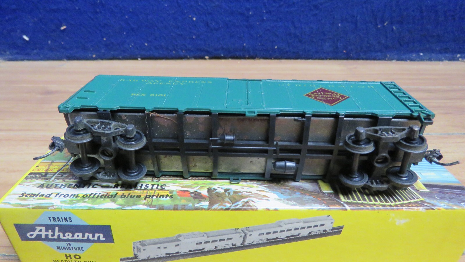 HO Athearn BOXED 1609 40' Reefer Railway Express REX 6101 623424 | eBay