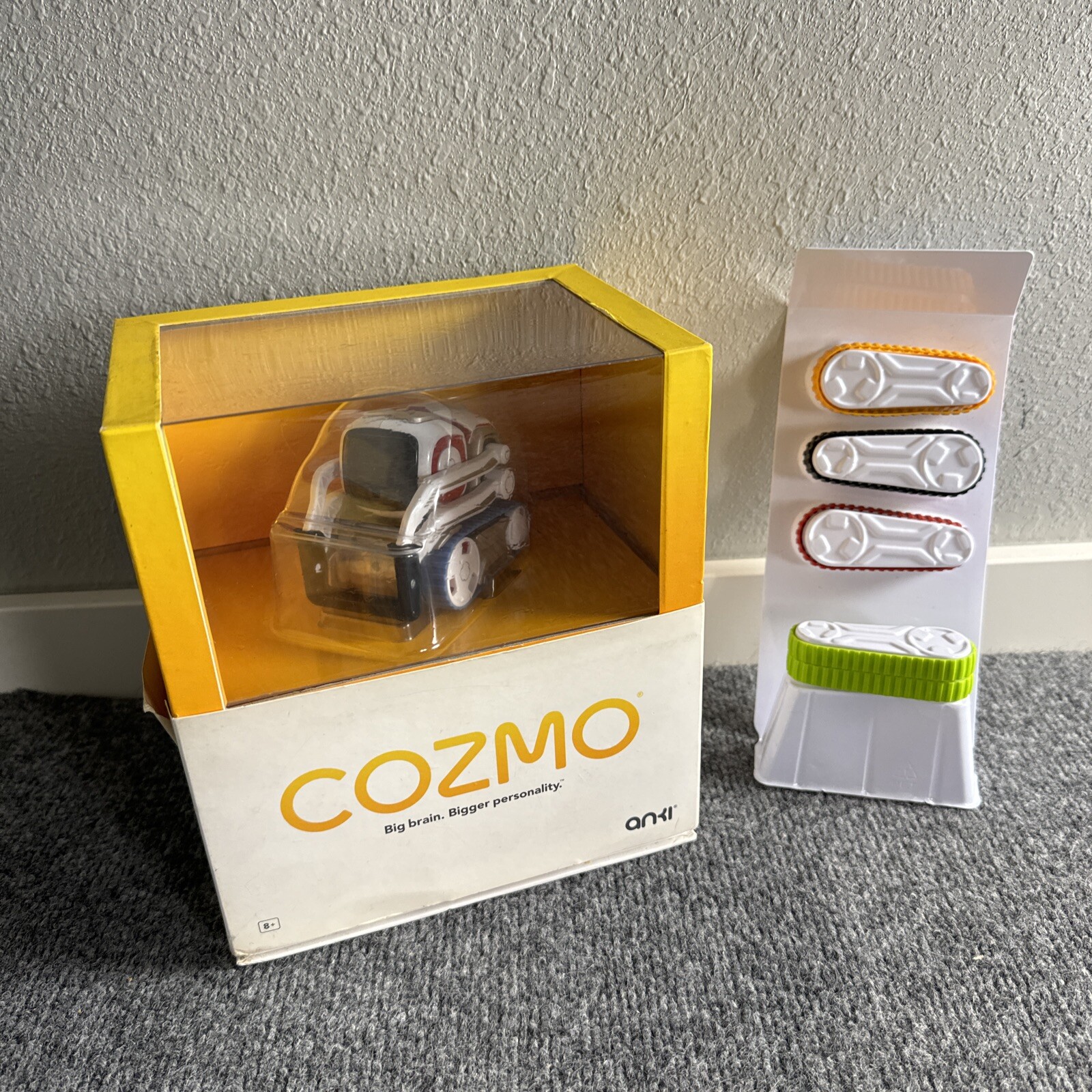 Anki 000-00057 Cozmo Robot Toy With Box & Extra Tracks 810559020707 | eBay