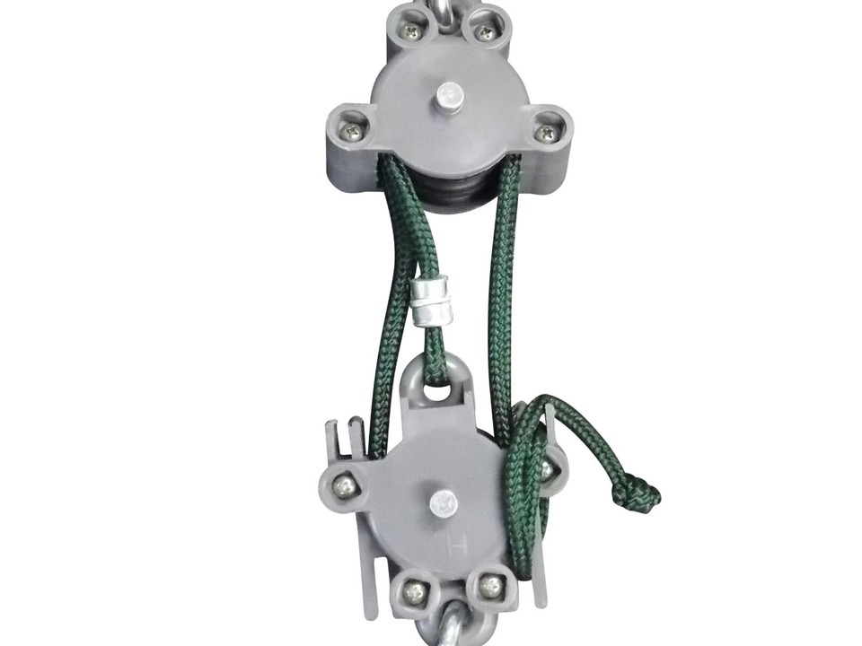 Manual Locking 5:2:1 Hoist with 40 ft.Solid Braid Rope.Weighs 1Lb. 3 oz ...