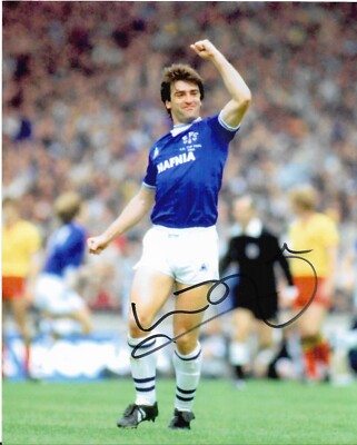 Kevin Ratcliffe EVERTON football legend genuine signed autographs 10x8 ...