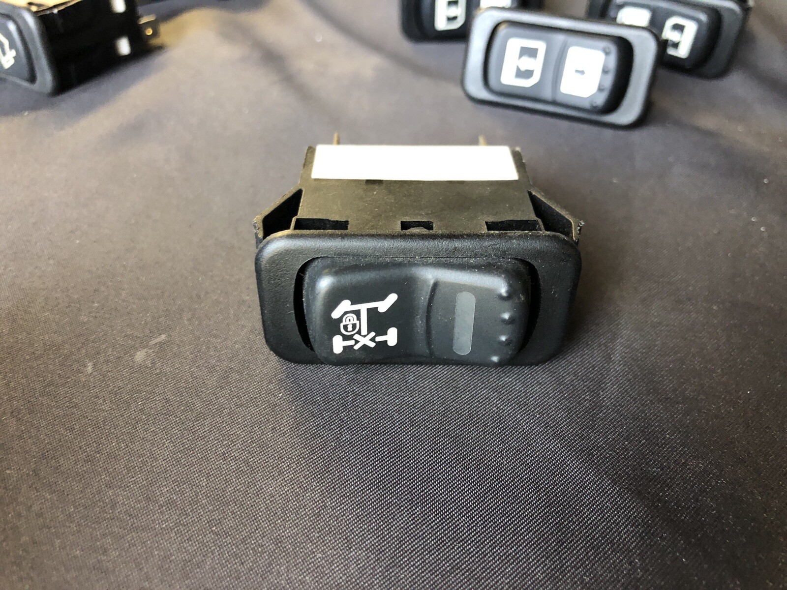 Hummer H1 Alpha Dash Switches, Rear Locker Switch Or Tow Switch, More ...