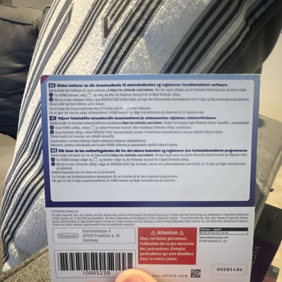 Nintendo Fortnite Wildcat Bundle Prepaid Card 2000 V-Bucks for Nintendo ...