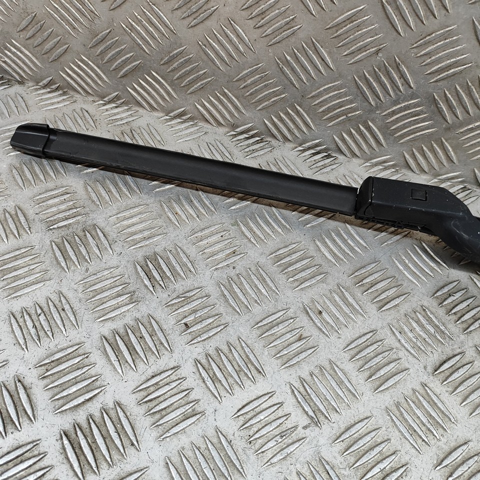 MERCEDES-BENZ S W222, V222, X222 Wischerarme vorne A2228200640 ...