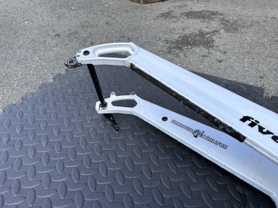 Orange Five Frame. Large, 18”. White. 27.5” Wheels. | eBay UK