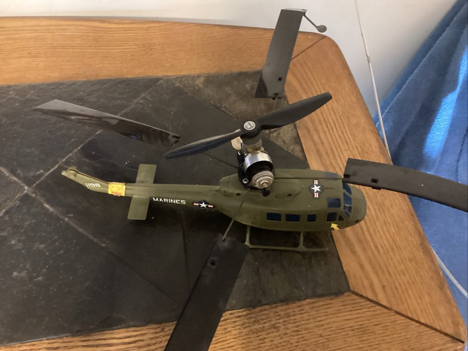 COX Attack Cobra Free Flight Helicopter U.S.M.C Marines Engine Turns ...