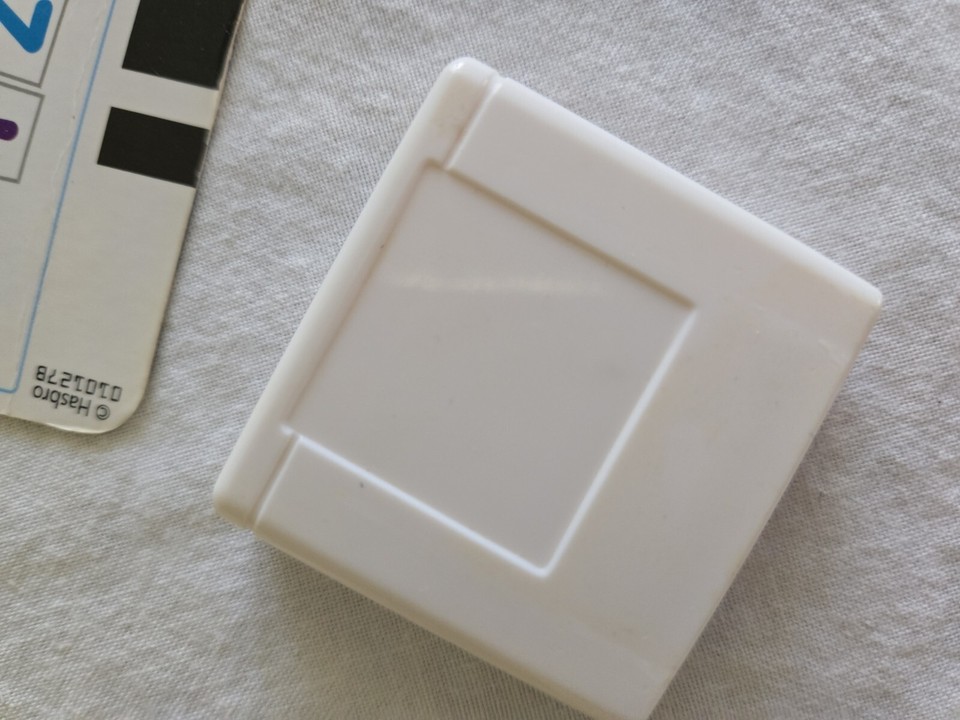 PLAYSKOOL Hasbro Alphie Learning Robot with 27 Original Cards Letters ...