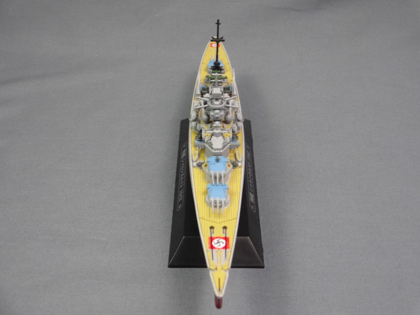 Eaglemoss Scharnhorst Battleship 1/1100 WW2 Mini Japan Warships Diecast ...