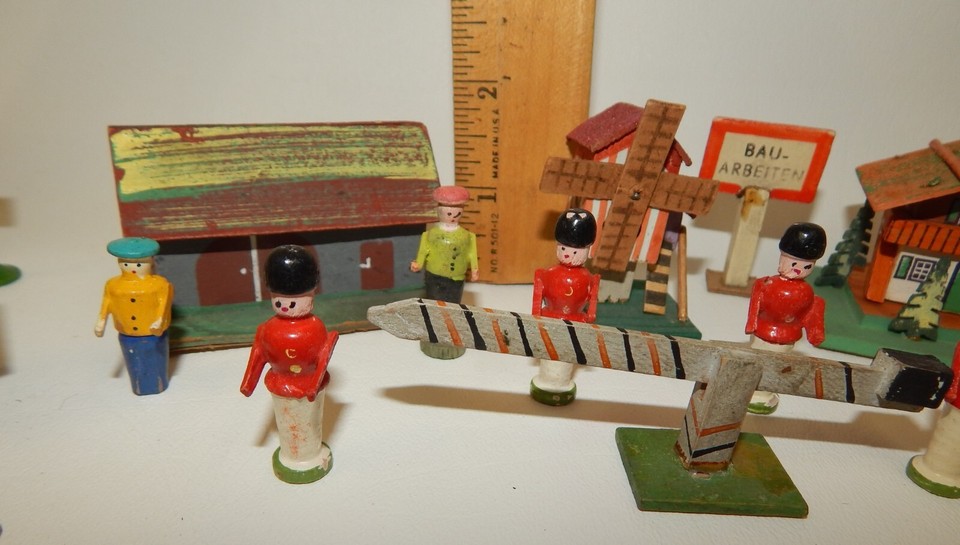 Erzgebirge Germany Putz Miniature Toy Carved & Cardboard Village Houses ...