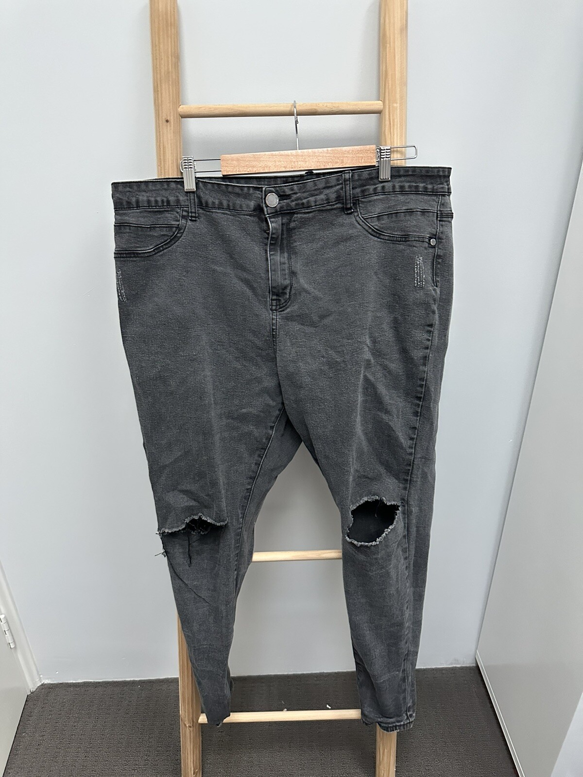 City Chic Harley High Rise Skinny Jeans Black Plus Size 20 Short Ripped ...