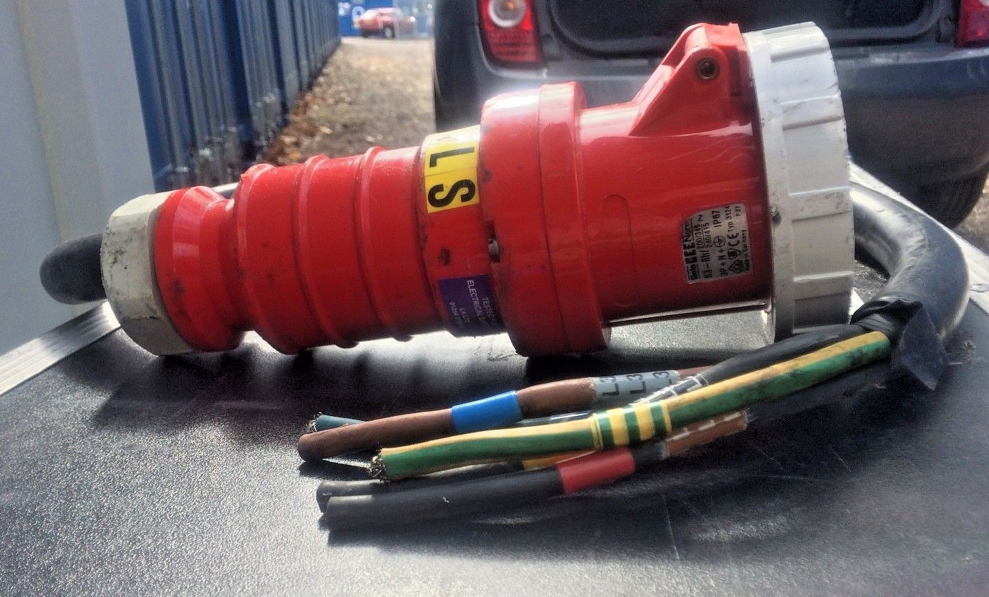 Three Phase Jumper / Adapter - Tails to 63A Cee Form Female - Ceeform ...