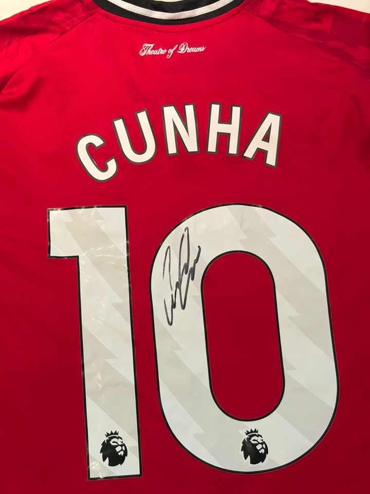 Matheus Cunha Hand Signed Manchester United Shirt #10 + PROOF + PSA ...