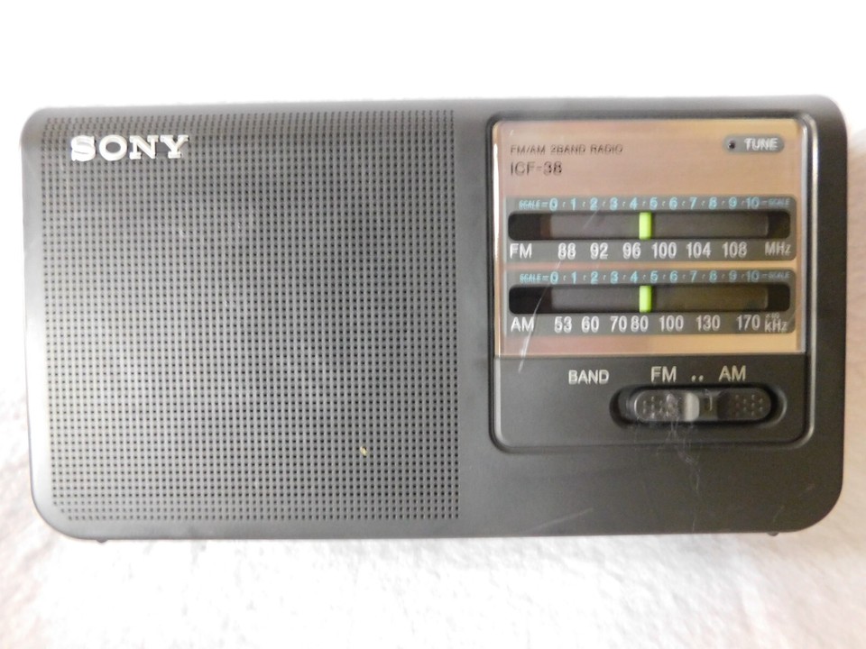 Sony ICF-38 Portable AM/FM 2 Band Radio Battery Or Plug In Powered ...