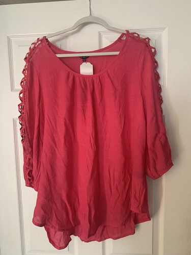 Unique Spectrum 2x Red 3/4 Sleeve Cut Out Blouse | eBay