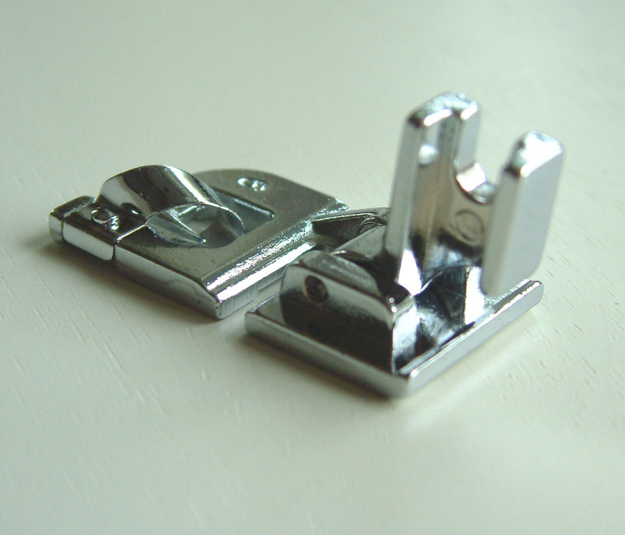 LOW SHANK ROLLED HEM Attachment/ HEMMER FOOT *(3m) 1/8" B R O T H E R ...