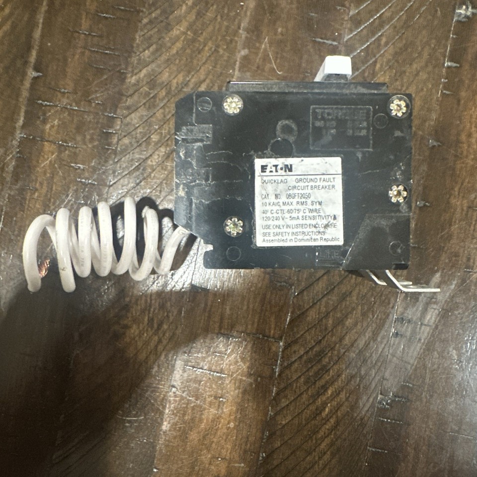 Eaton - 50A, Circuit Breaker with Ground Fault Protection - QBGFT2050 ...