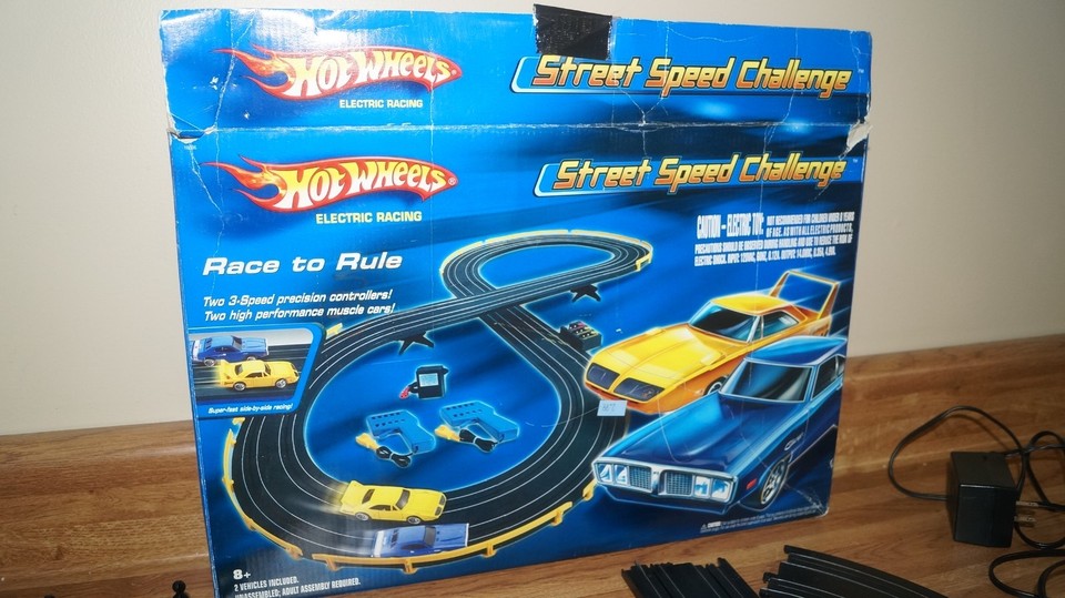 HOT WHEELS ELECTRIC RACING STREET SPEED CHALLENGE SLOT CAR TRACK H8596 ...