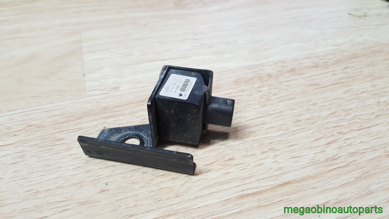 2004-2009 VOLVO CRASH impact accelerometer sensor 86 91 733 8691733 oem ...