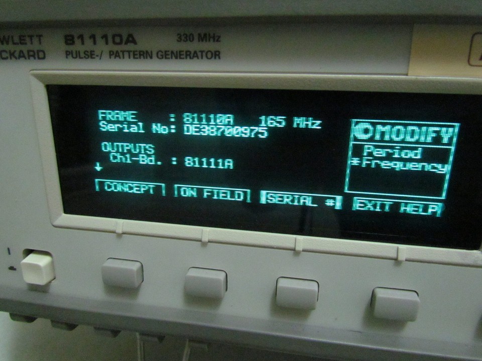 HP / AGILENT 81110A with 81111A Output Module 165 MHz Pulse Signal ...