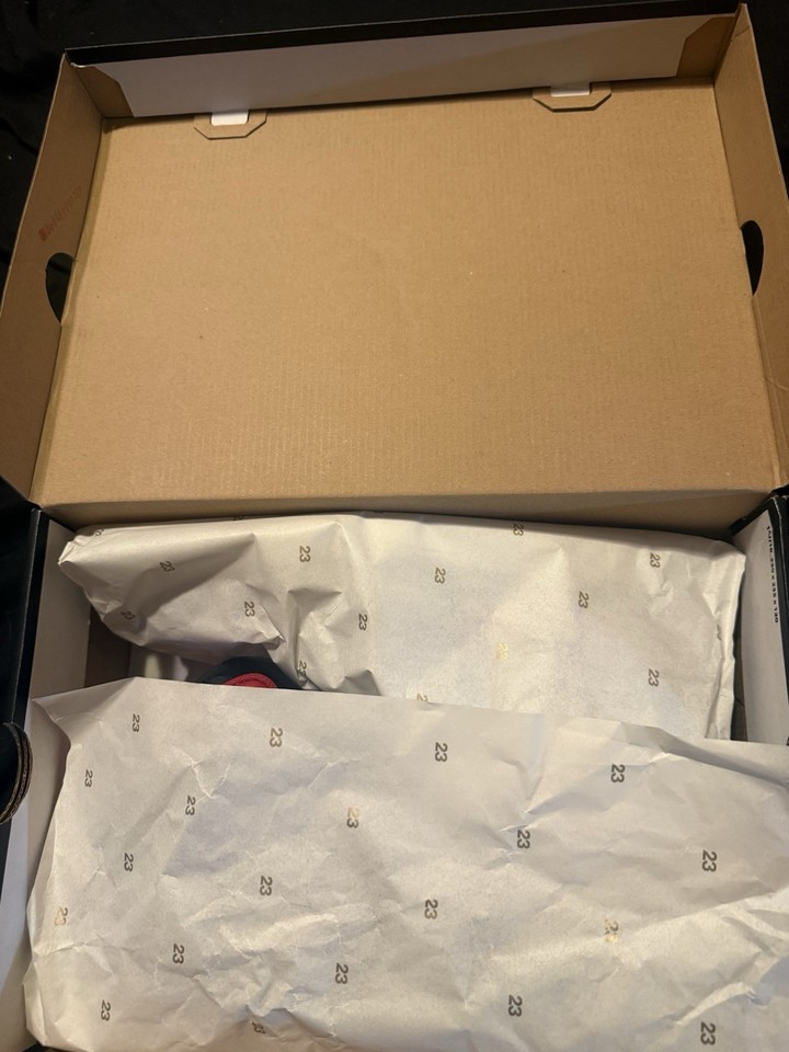 Air Jordan 1 Mid Men’s Shoes Size 11 Red and Black with A-little White ...