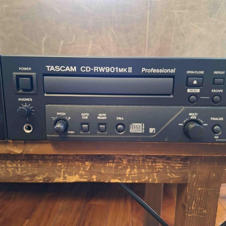 Tascam CD-RW901MKII Professional CD Rewritable Recorder Confirmed ...